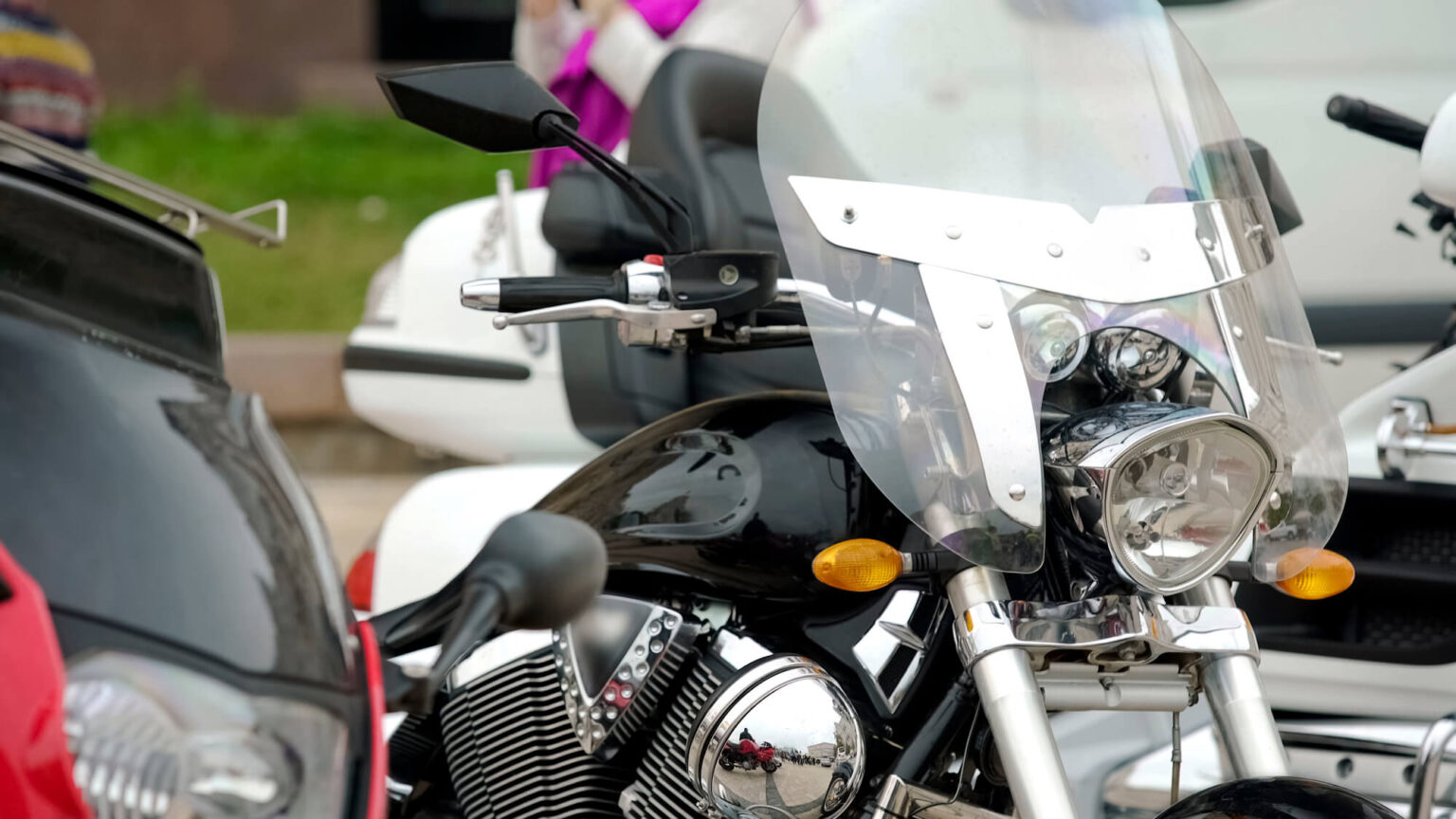 Polycarbonate vs Acrylic: The Best Material for Your Motorcycle ...